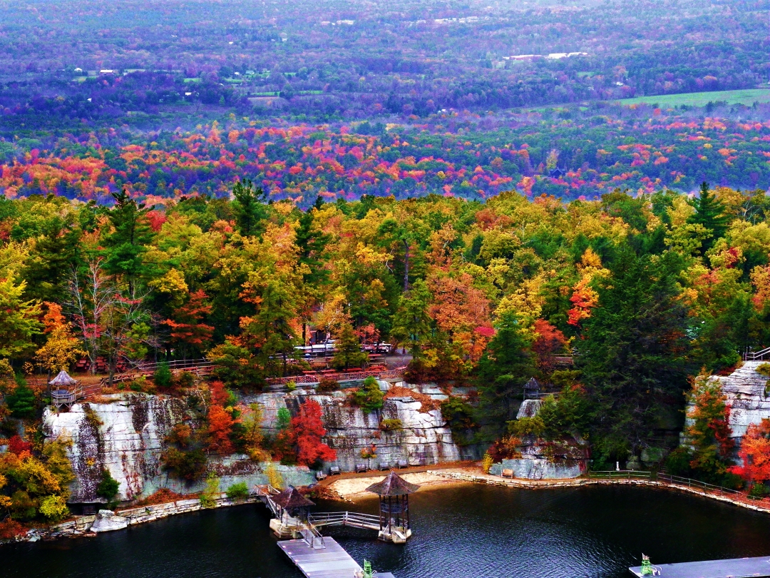 17 Best Fall Vacations in The US You Should Take This Year - Addie Abroad